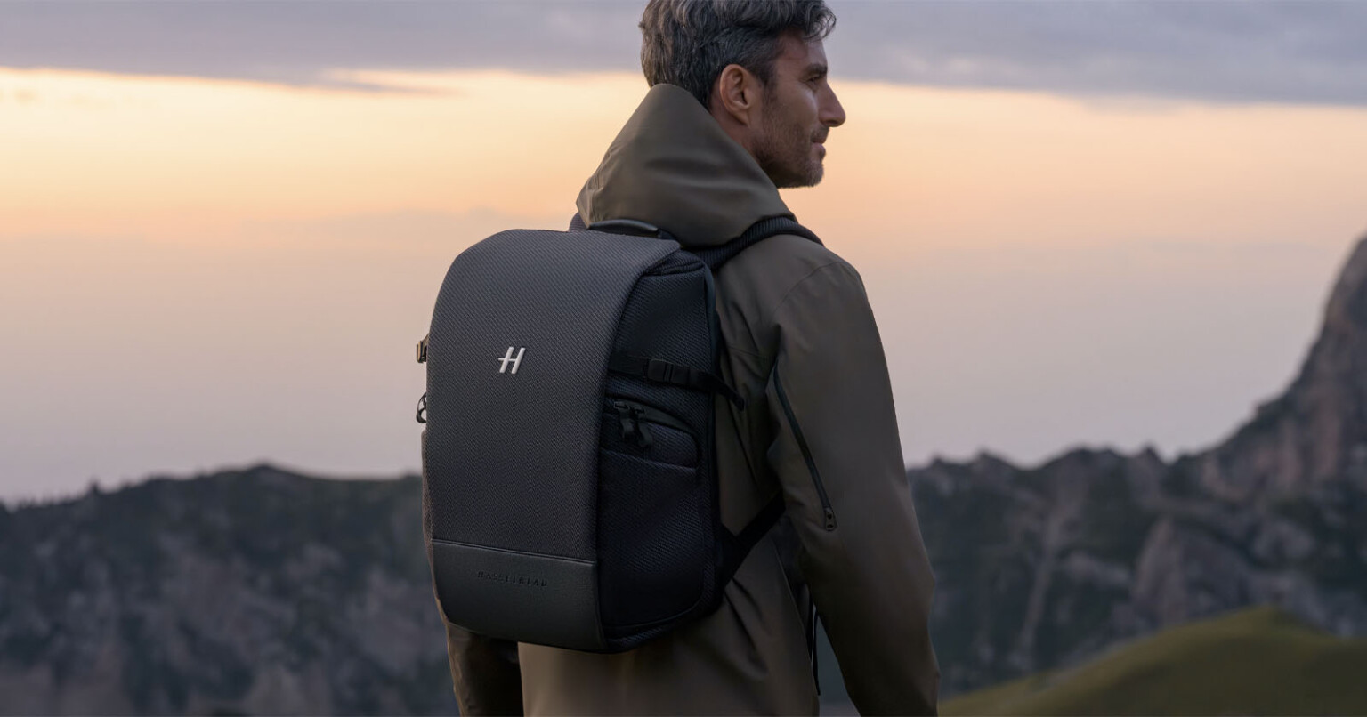 Hasselblad Sold Out Its Entire First Run of the $469 Vandra Backpacks ...