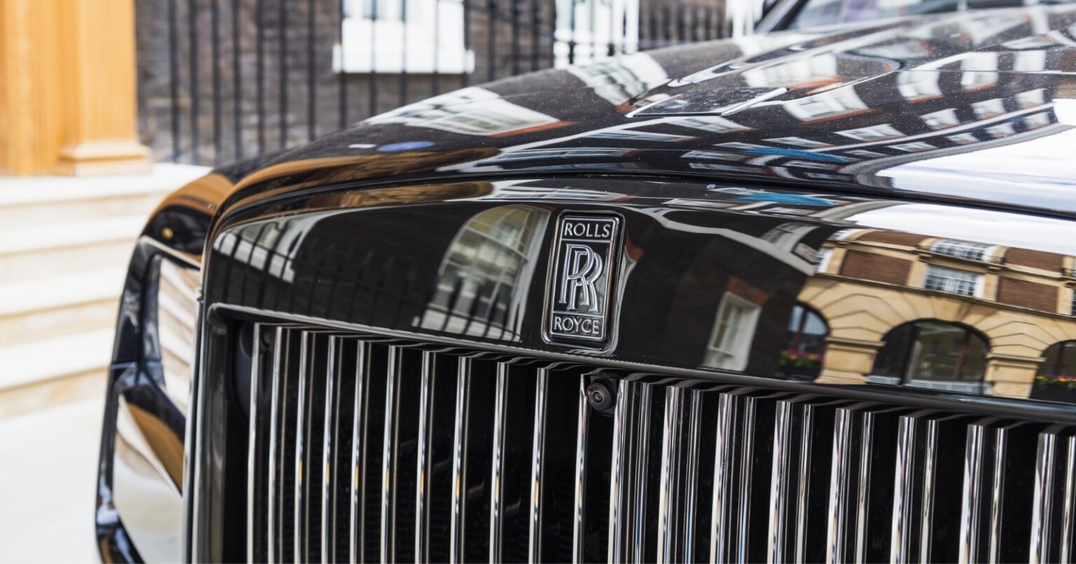 Cameraman Nearly 'Beheaded' by Rolls-Royce on Film Set | PetaPixel