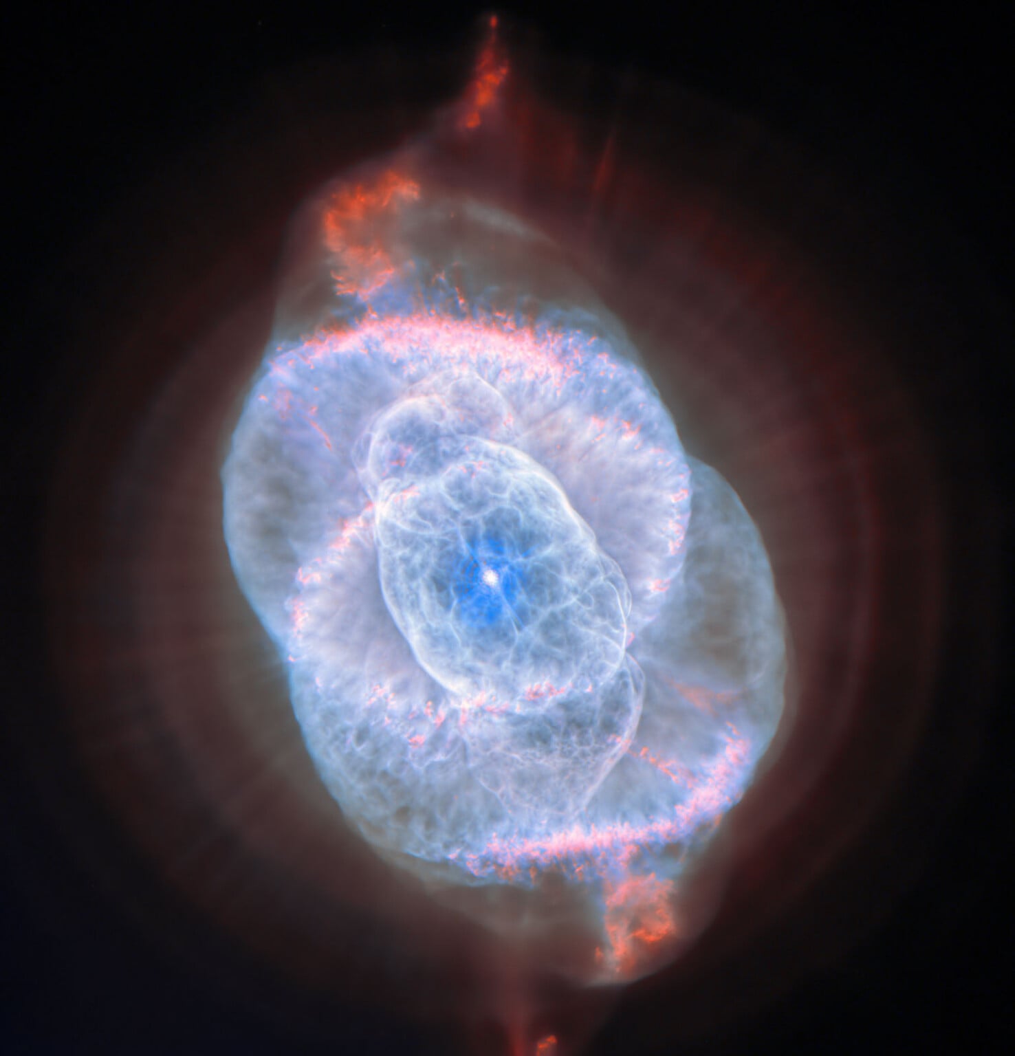 Hubble and Euclid Team Up for Sharpest Ever Photos of Cat's Eye Nebula ...