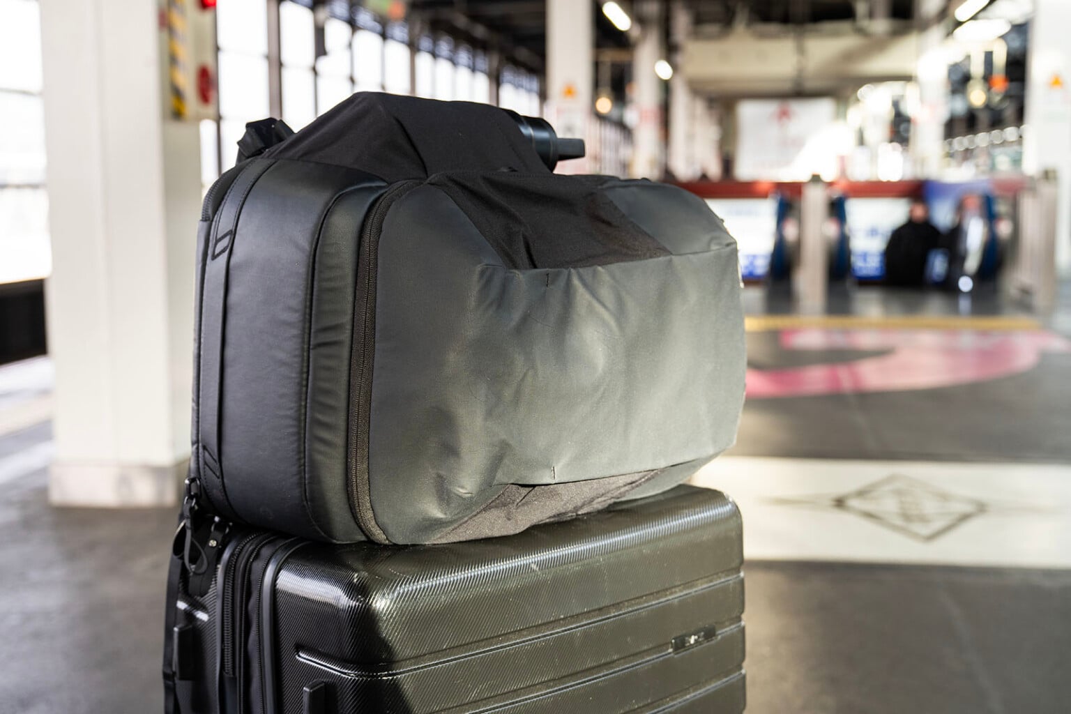 Peak Design Travel Backpack 2-in-1 Review: Much Improved | PetaPixel