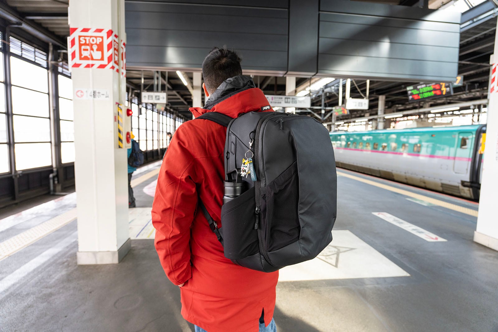 Peak Design Travel Backpack 2-in-1 Review: Much Improved | PetaPixel