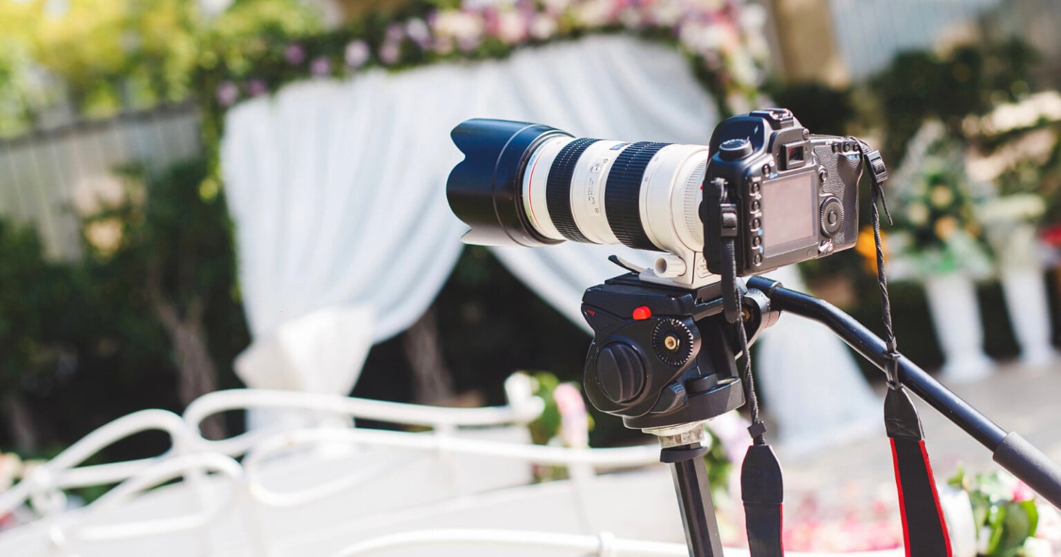 Wedding Photographer Seriously Injured After Being Stabbed by Guest ...